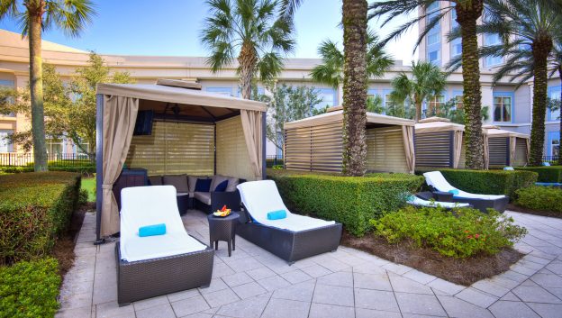 Orlando Pools & Hotel Cabanas - Waldorf Astoria Orlando Pool